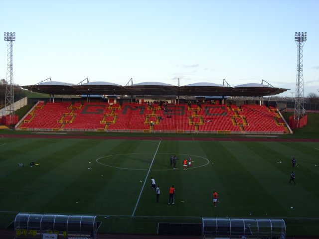 Gateshead (Gateshead International Stadium) - Dan and the 92